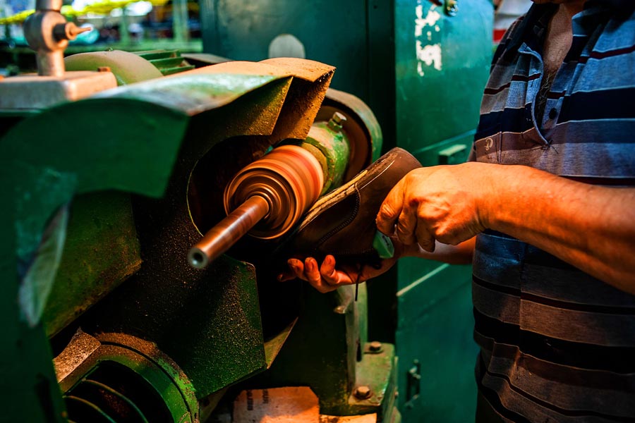 Why Is Precision Crucial in Industrial Tool Manufacturing? Ensuring ...